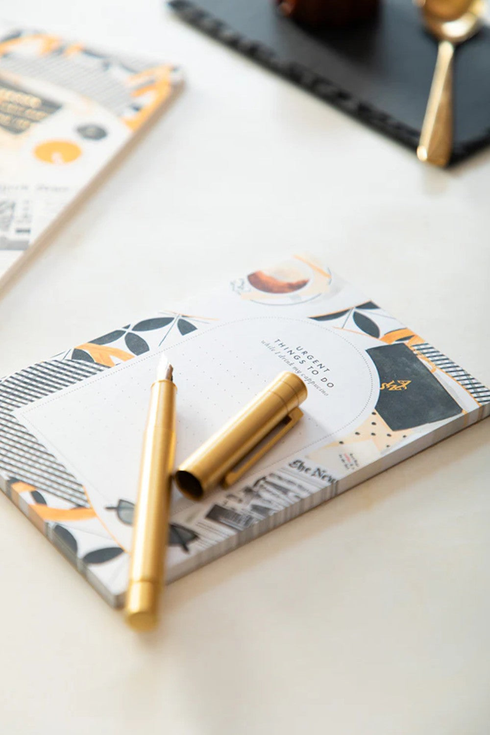 Brooklyn - Notepad – CHROME