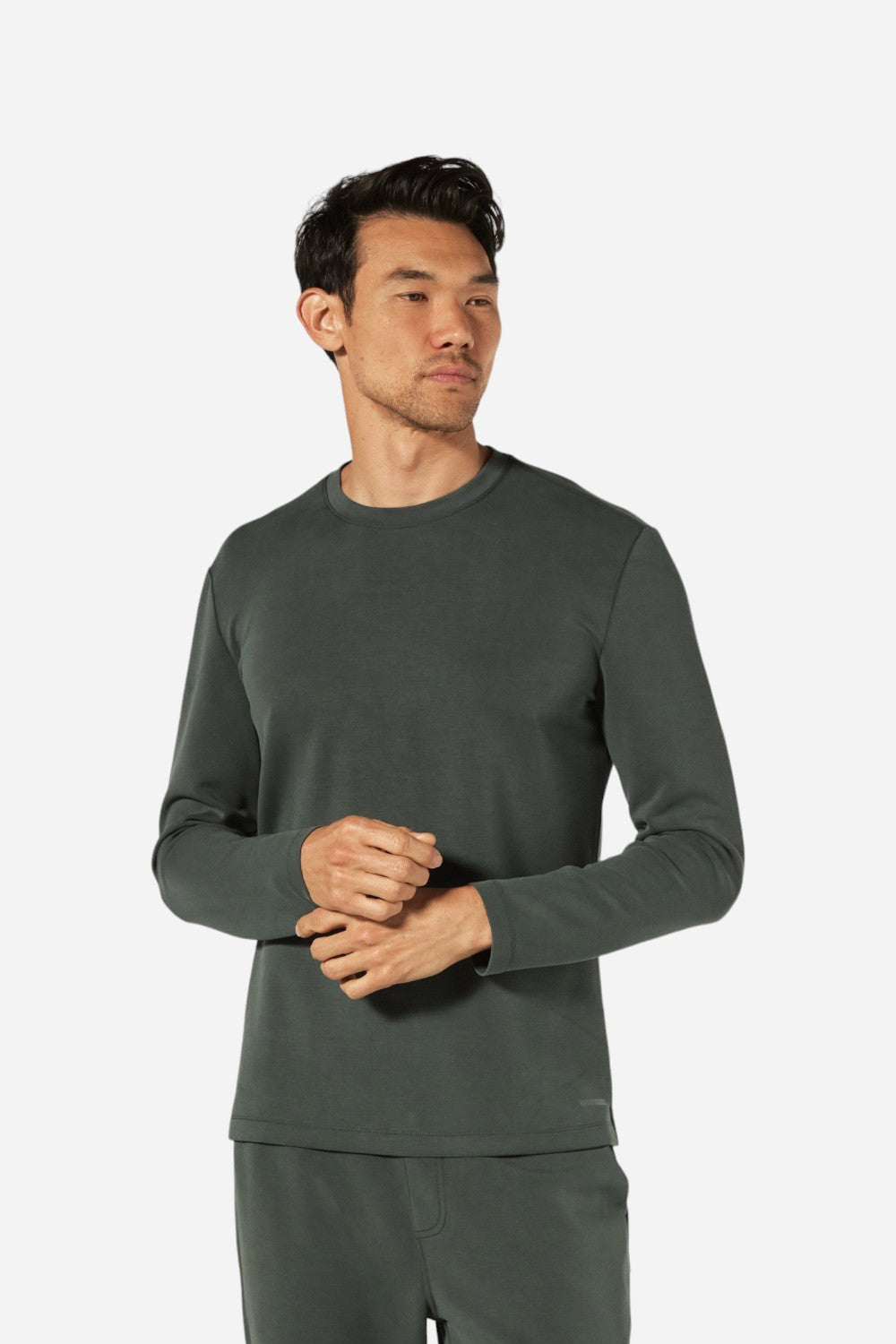 7 Diamonds Rev Long Sleeve Modal Basil – CHROME