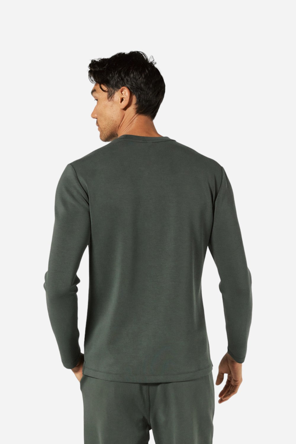 7 Diamonds Rev Long Sleeve Modal Basil – CHROME