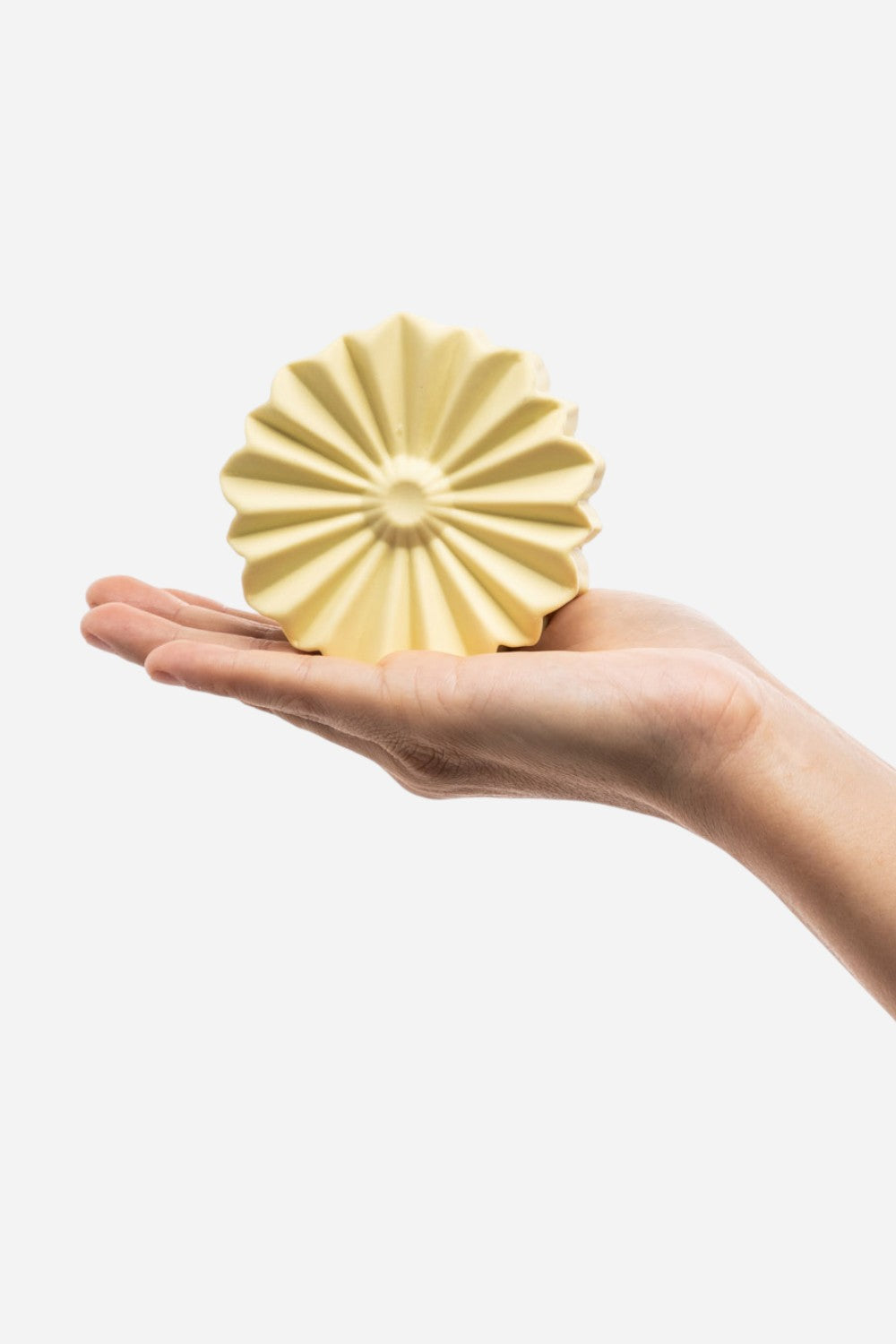 Tranquillo Flower Vase Gentle Breeze Yellow – CHROME