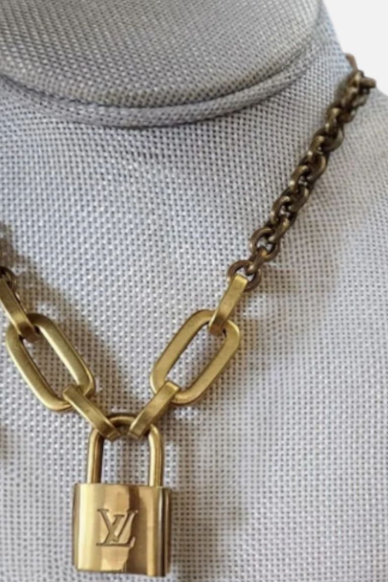 Mark Edge Vintage LV Lock Necklace – CHROME