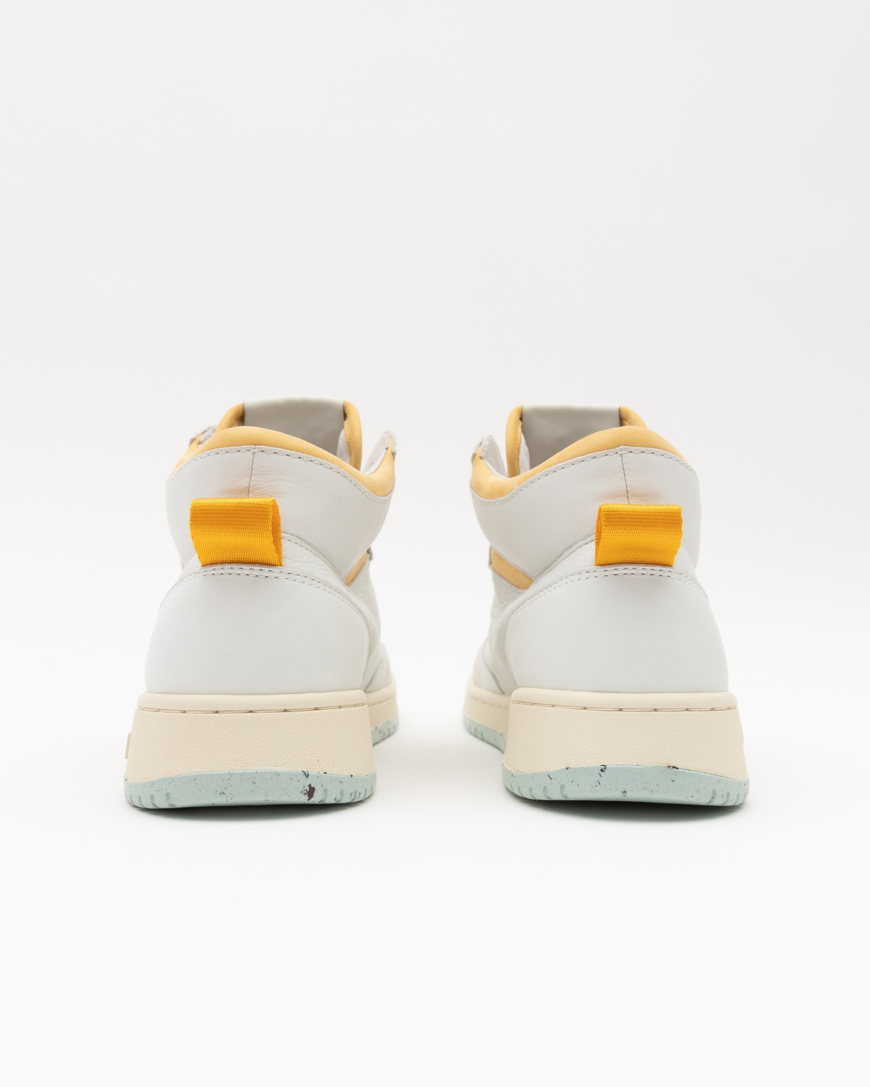 Oncept Philly Sneakers in White Cloud Multi – CHROME