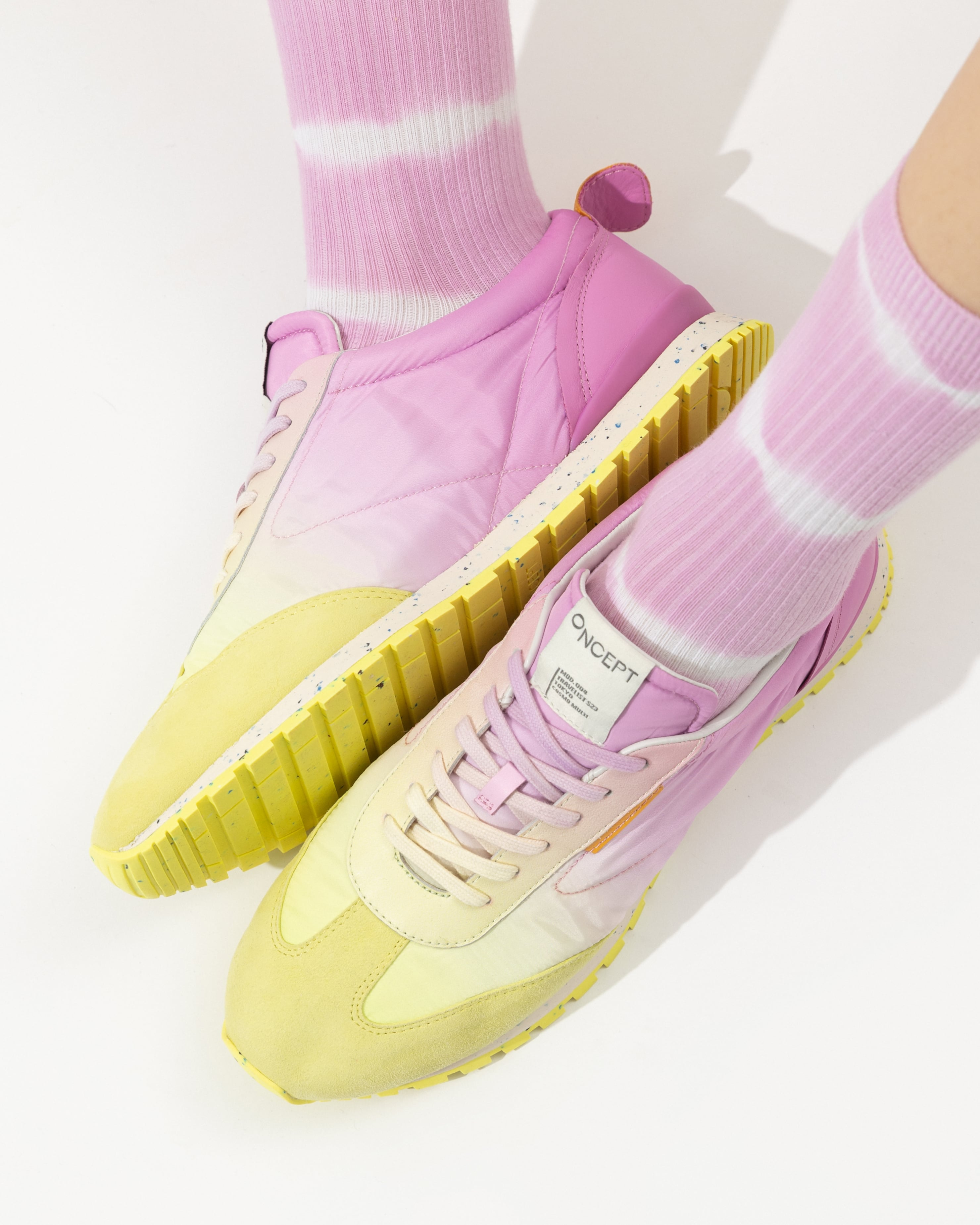 Oncept Tokyo Sneakers in Cosmo Multi – CHROME